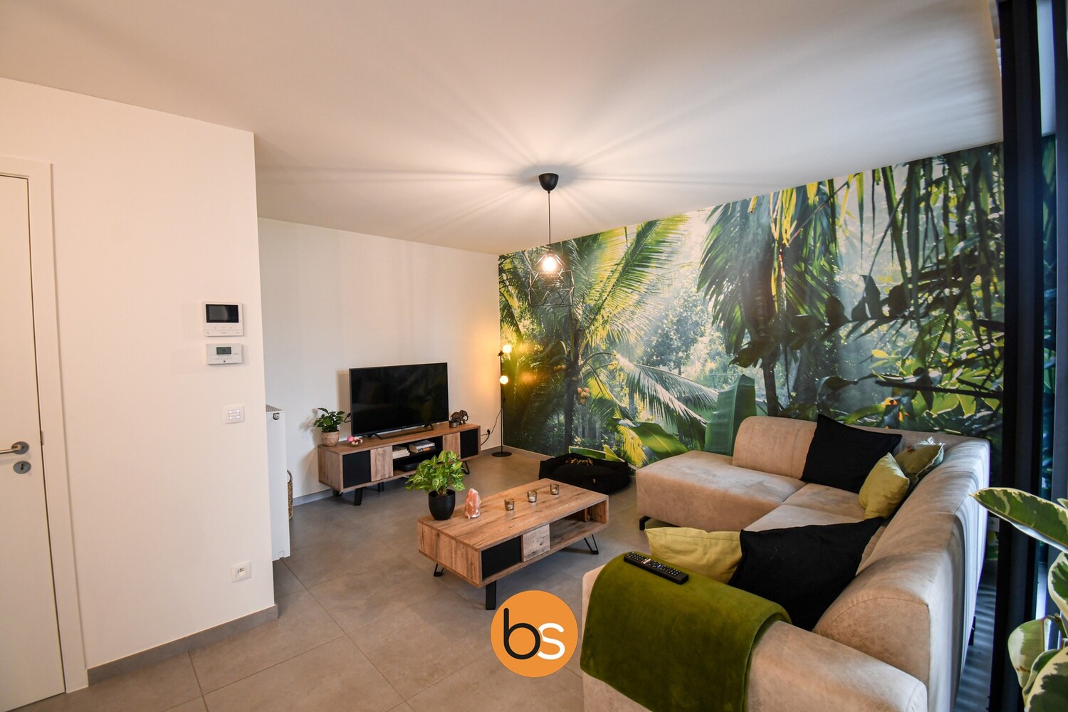 Zeer ruim, lichtrijk appartement met 1 slaapkamer te Sint-Eloois-Winkel | Belistate