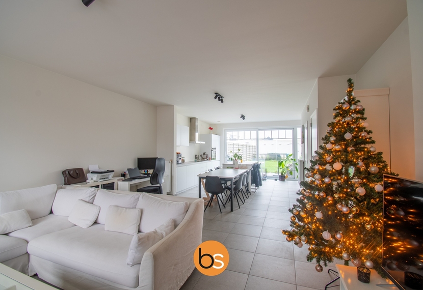 Ruime woning met 4 slaapkamers en garage | Belistate